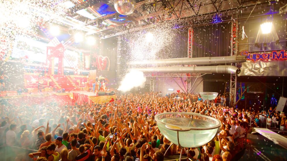 Explora las discotecas de mallorca: ¡disfruta de la escena nocturna de ...